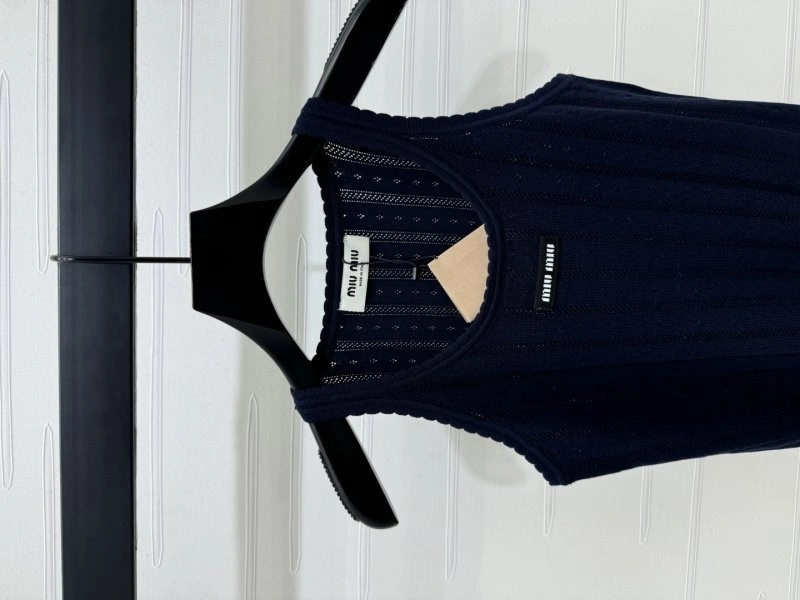 Exact replica Miu Miu Vest