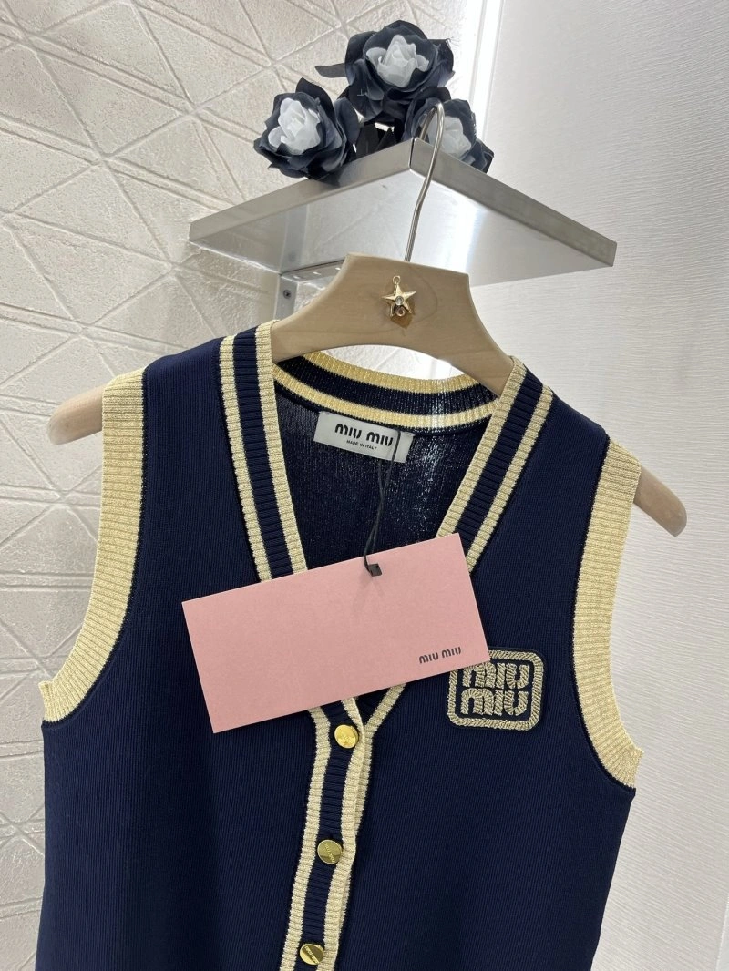 Exact replica Miu Miu Vest