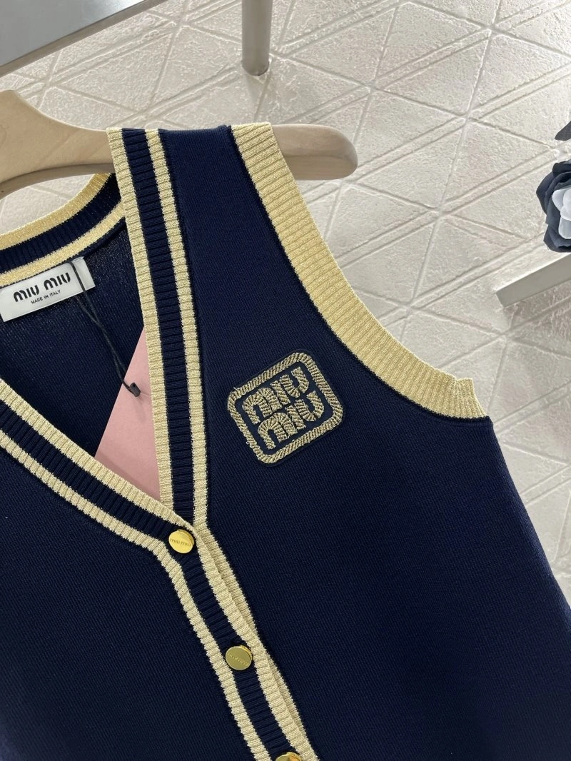 Exact replica Miu Miu Vest