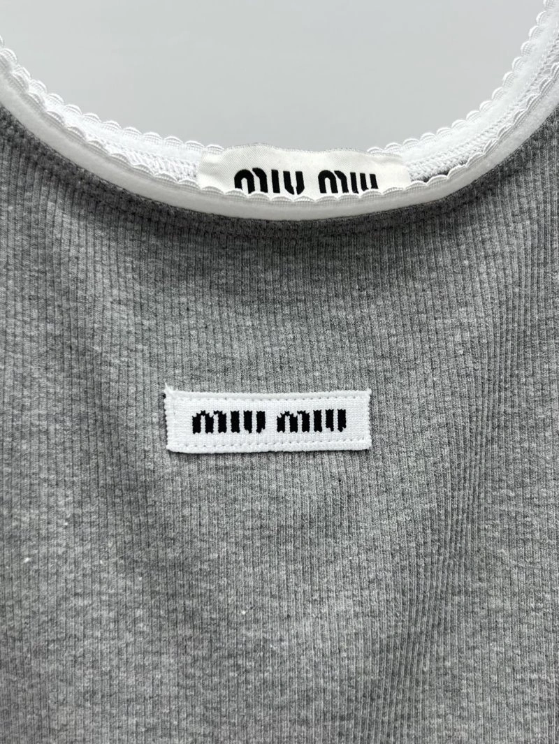 Exact replica Miu Miu Vest