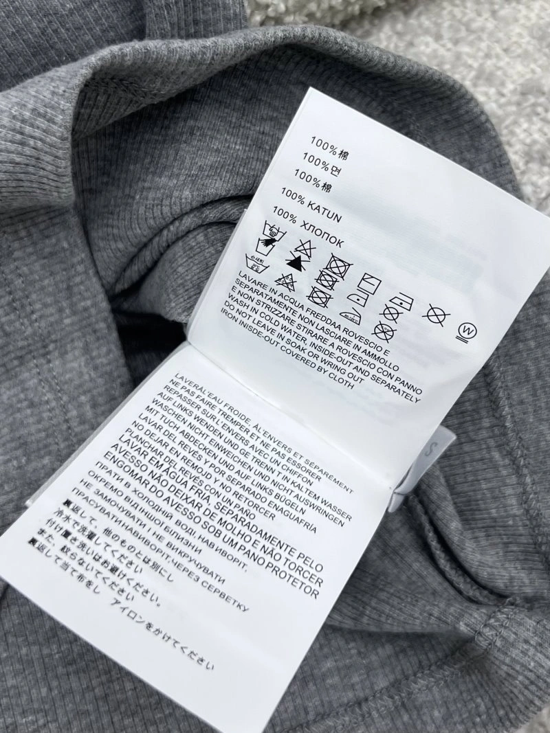 Exact replica Miu Miu Vest