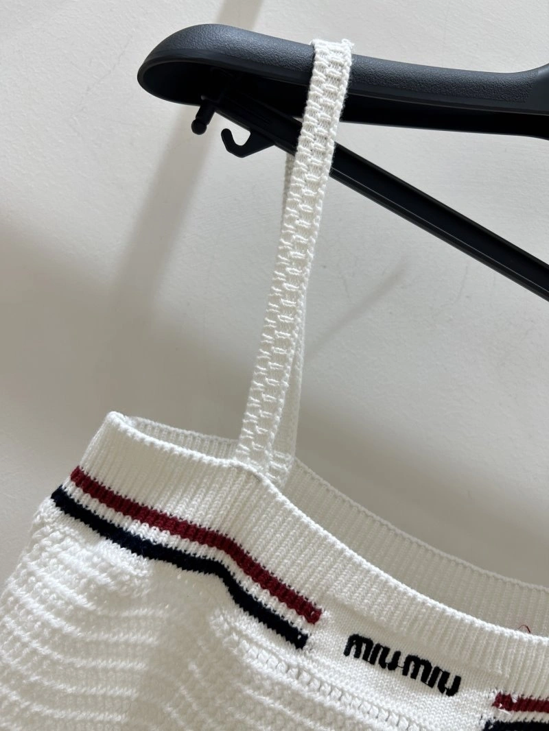 Accurate model Miu Miu Vest