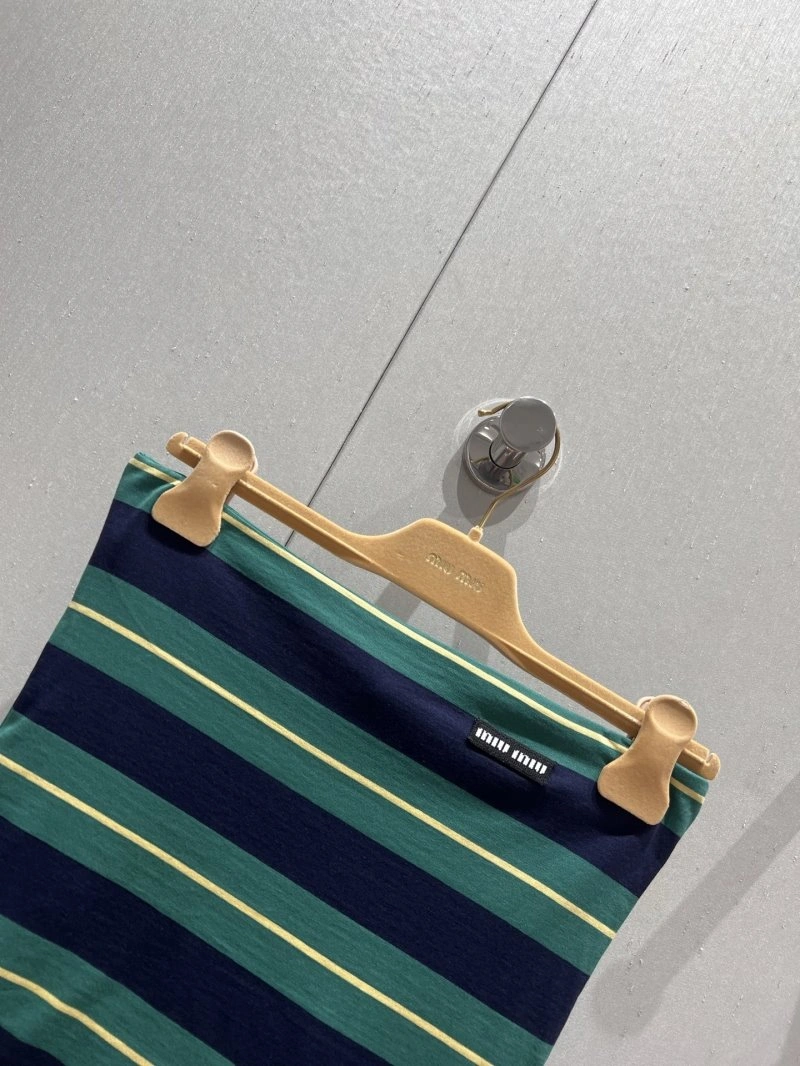 Accurate model Miu Miu Vest