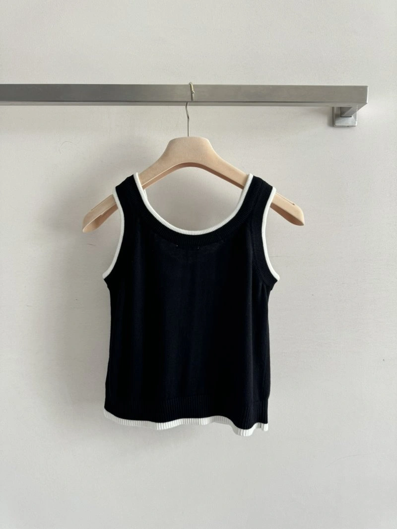 Top match Miu Miu Vest