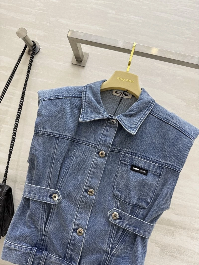 Bargain Miu Miu Vest