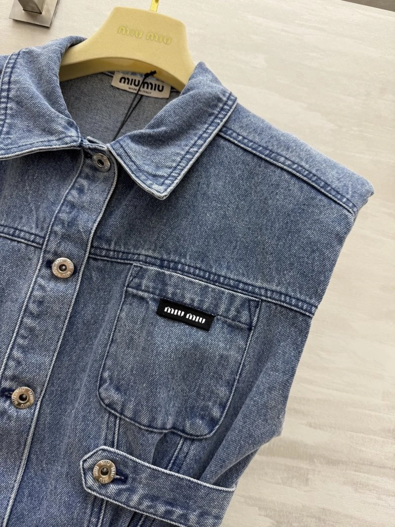 Bargain Miu Miu Vest
