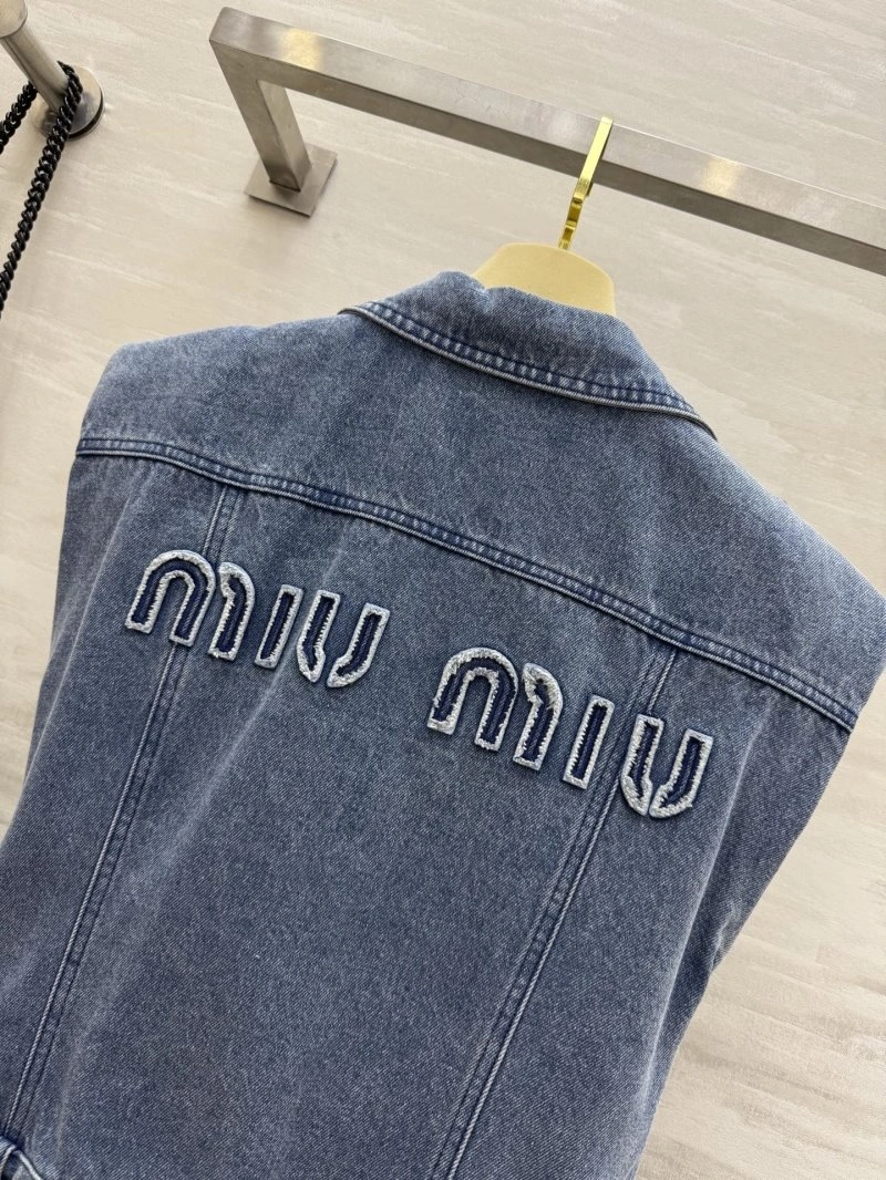 Bargain Miu Miu Vest