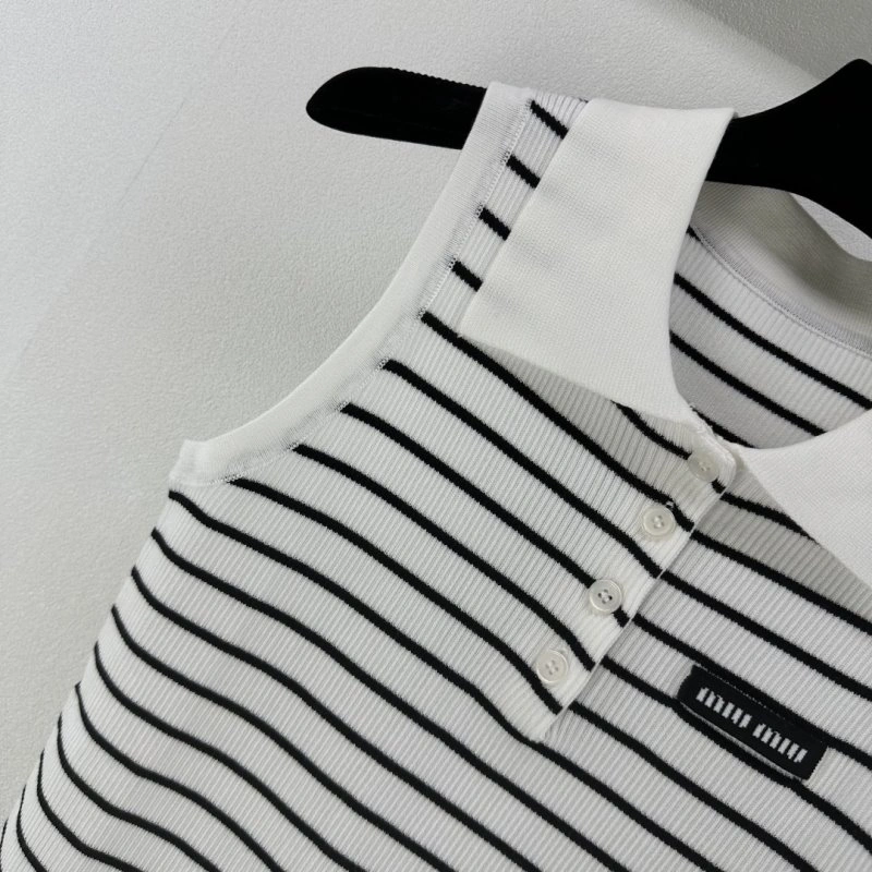 Exact replica Miu Miu Vest