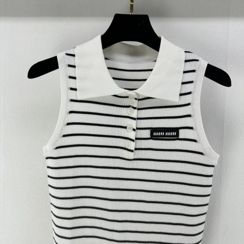 Exact replica Miu Miu Vest
