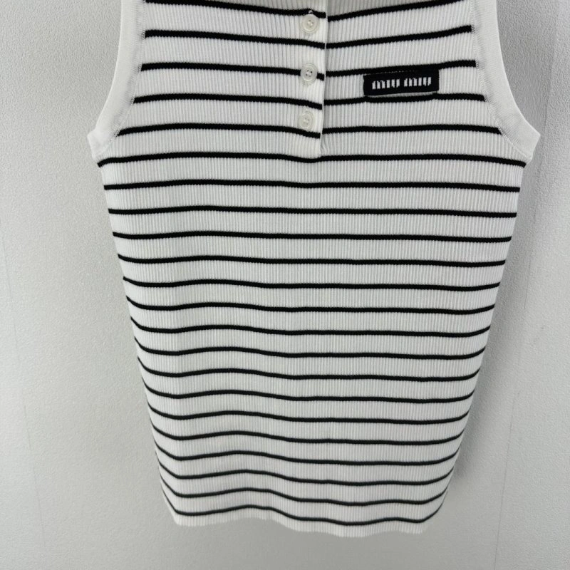 Exact replica Miu Miu Vest