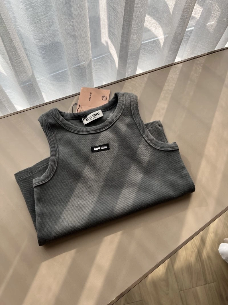 Bargain Miu Miu Vest