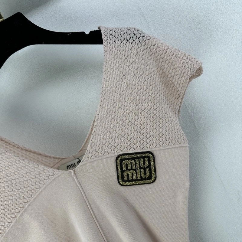Low-cost Miu Miu Vest