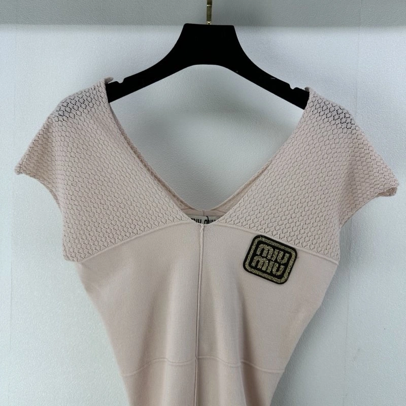 Low-cost Miu Miu Vest
