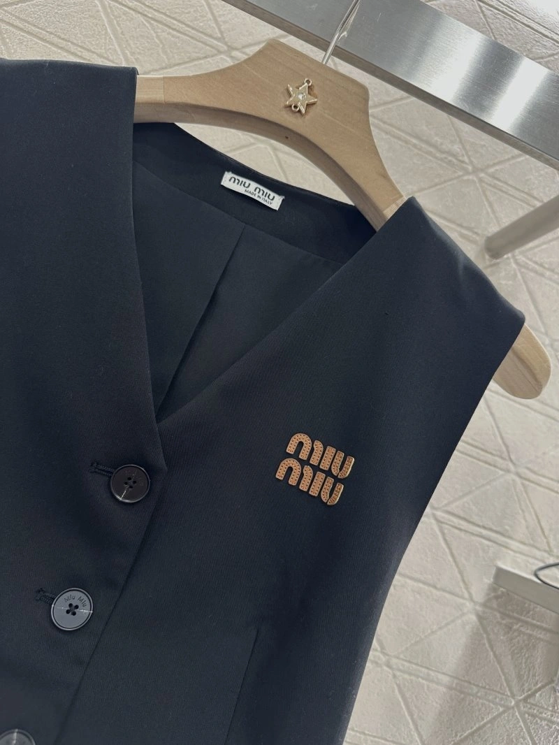 Low-cost Miu Miu Vest