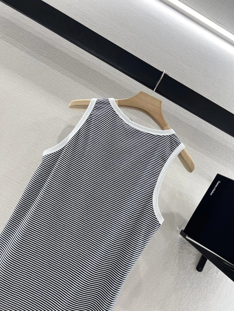 Exact replica Miu Miu Vest
