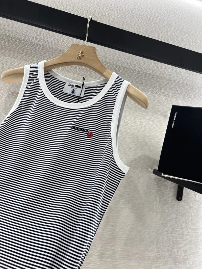 Exact replica Miu Miu Vest