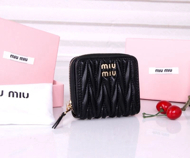 Bargain Miu Miu Wallets Purse