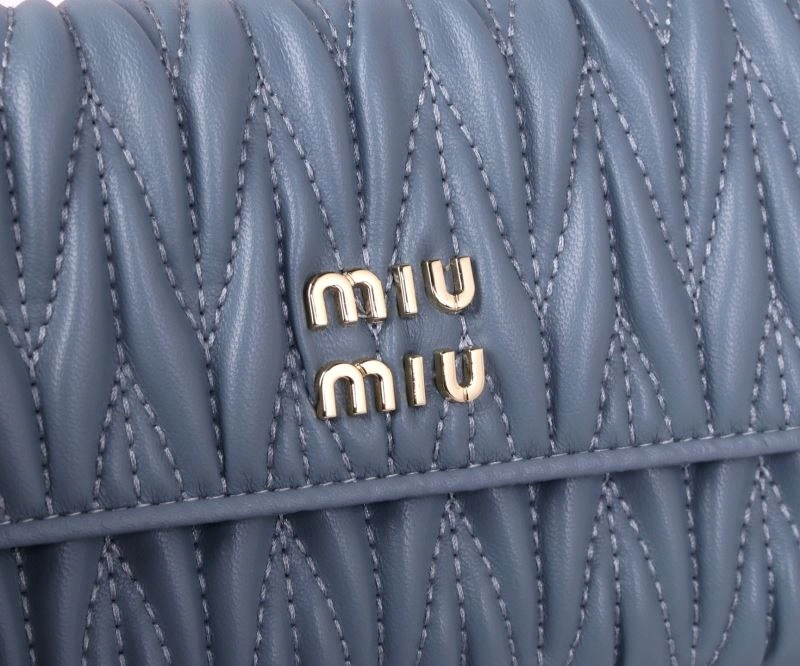 Accurate model Miu Miu Wallets Purse