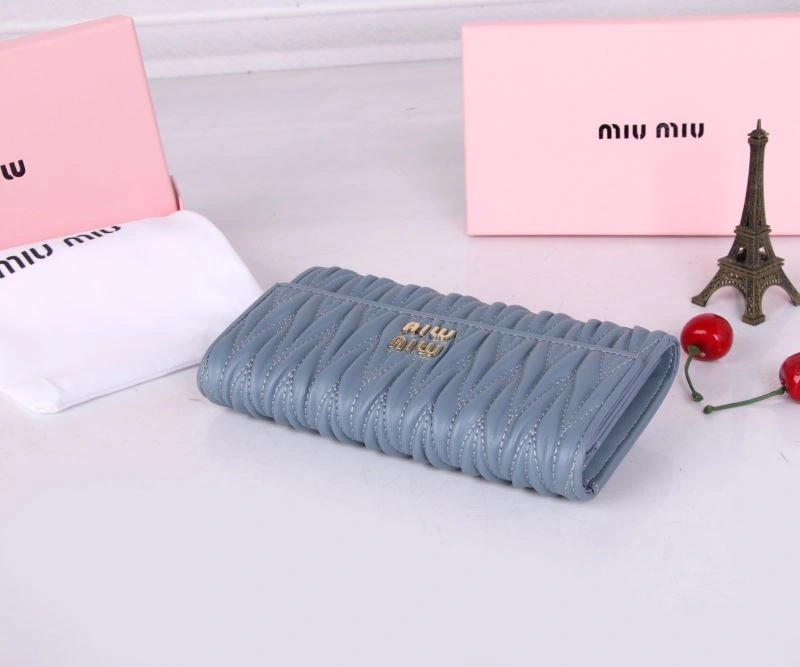 Accurate model Miu Miu Wallets Purse