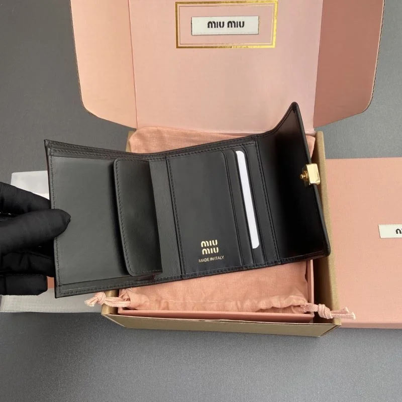 Low-cost Miu Miu Wallets Purse