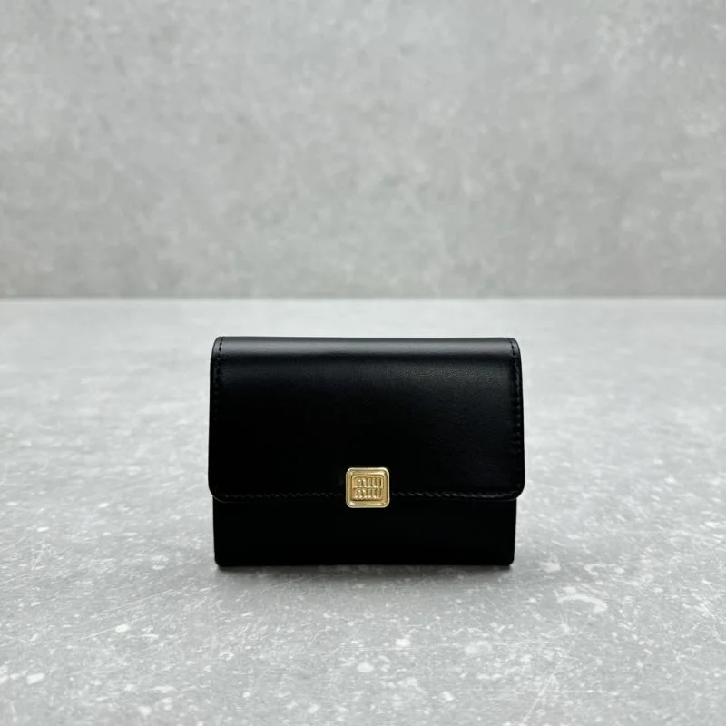 Accurate model Miu Miu Wallets Purse