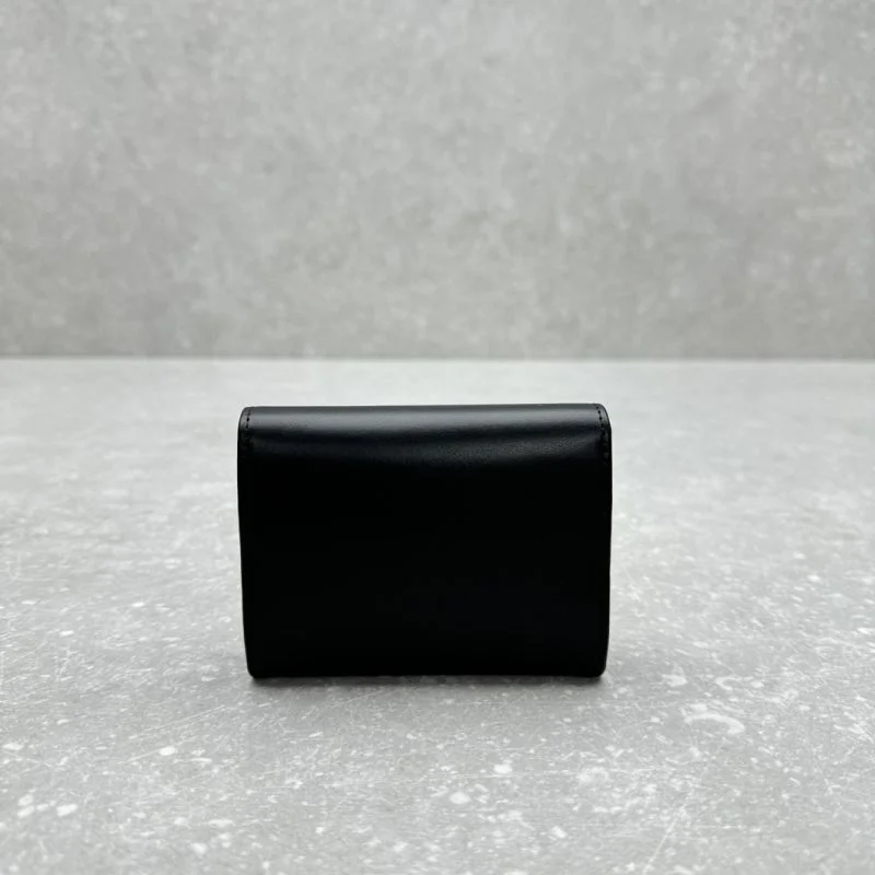Accurate model Miu Miu Wallets Purse