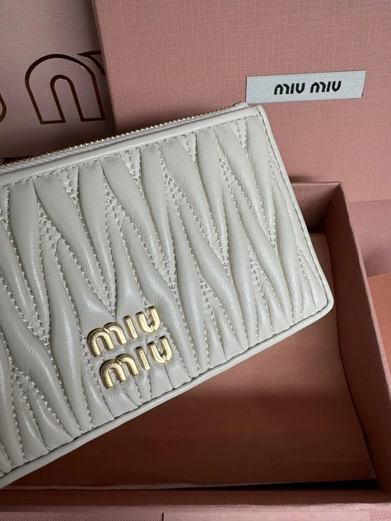 Indistinguishable Miu Miu Wallets Purse