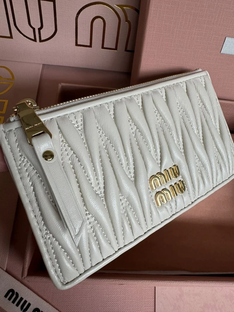 Indistinguishable Miu Miu Wallets Purse
