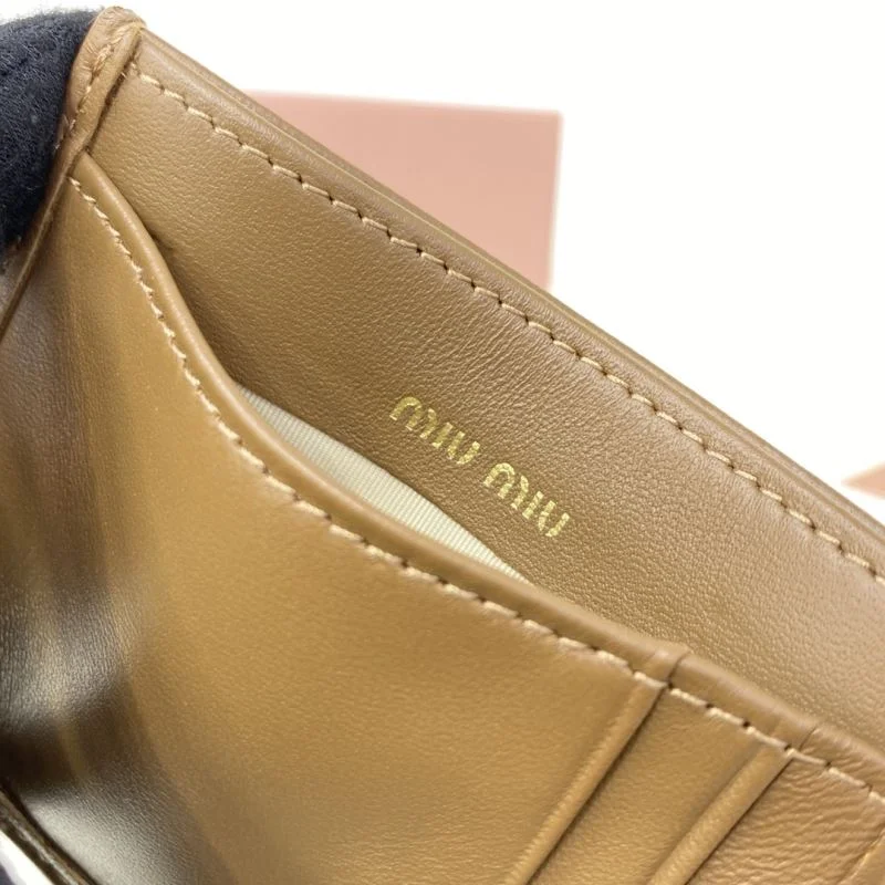 Accurate model Miu Miu Wallets Purse