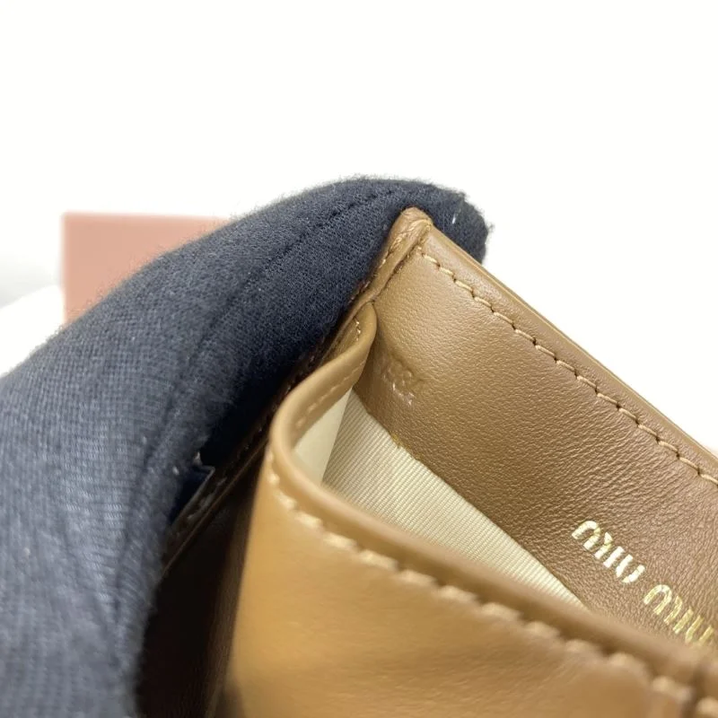 Accurate model Miu Miu Wallets Purse