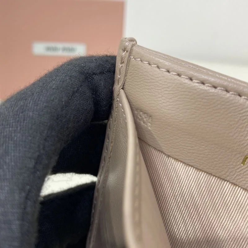 1:1 copy Miu Miu Wallets Purse