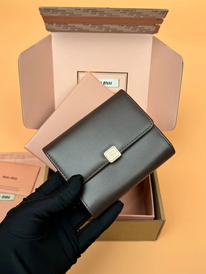 Accurate model Miu Miu Wallets Purse