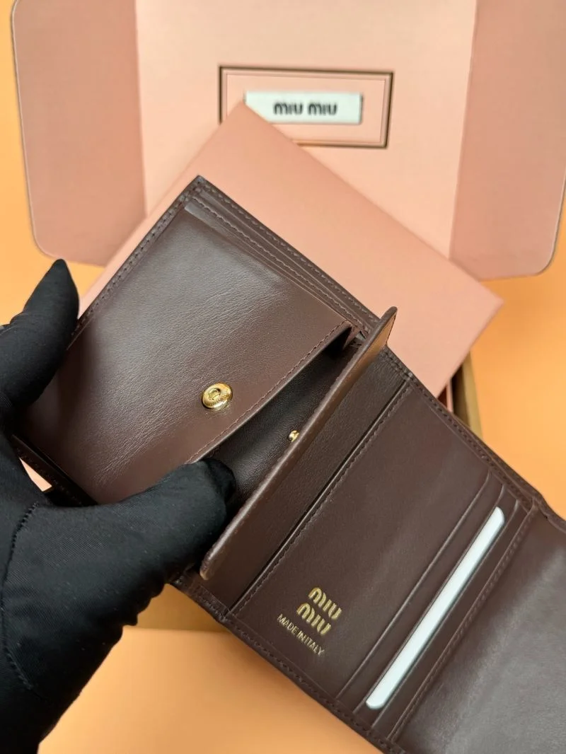 Accurate model Miu Miu Wallets Purse