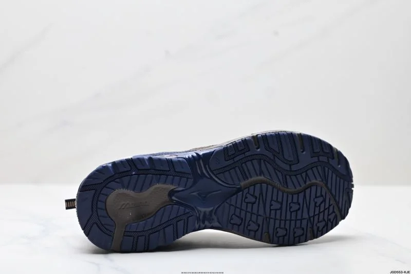 Affordable Mizuno Shoes