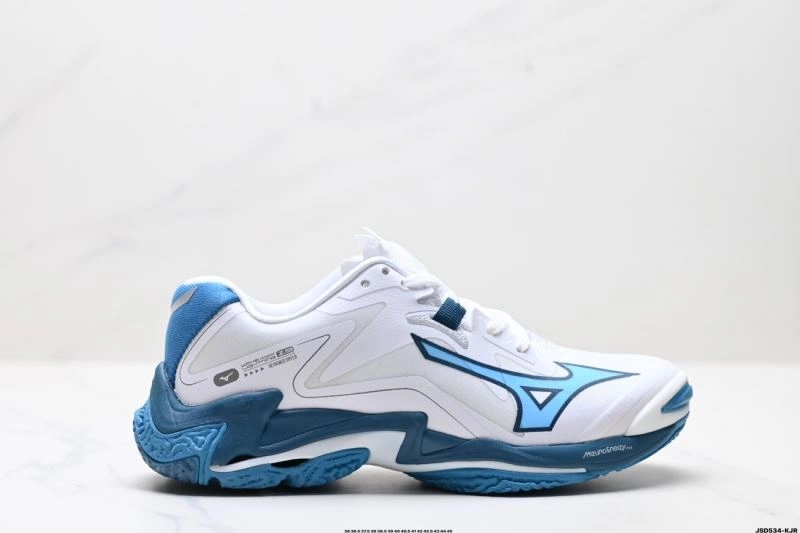 Mizuno Shoes