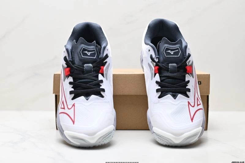High fidelity Mizuno Shoes