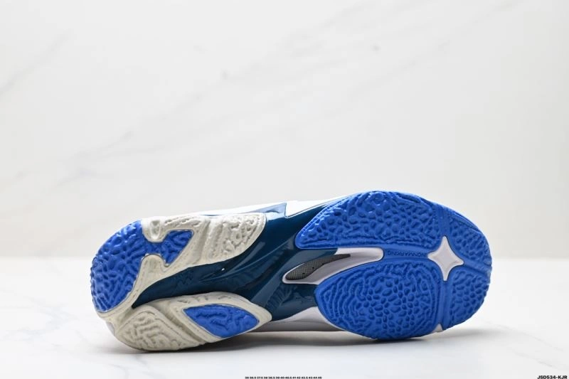 Mirror quality Mizuno Shoes