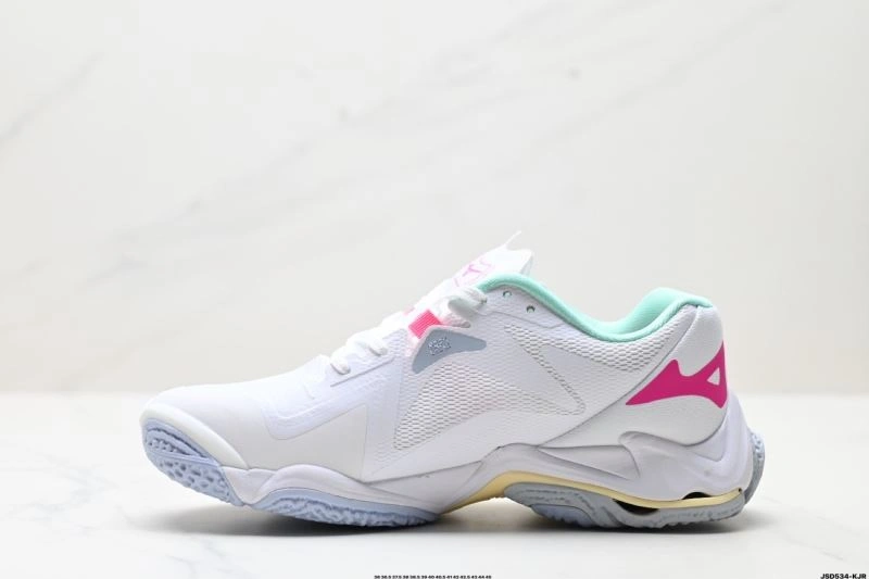 Economical Mizuno Shoes