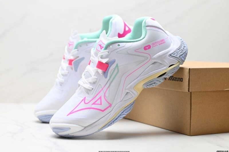Economical Mizuno Shoes
