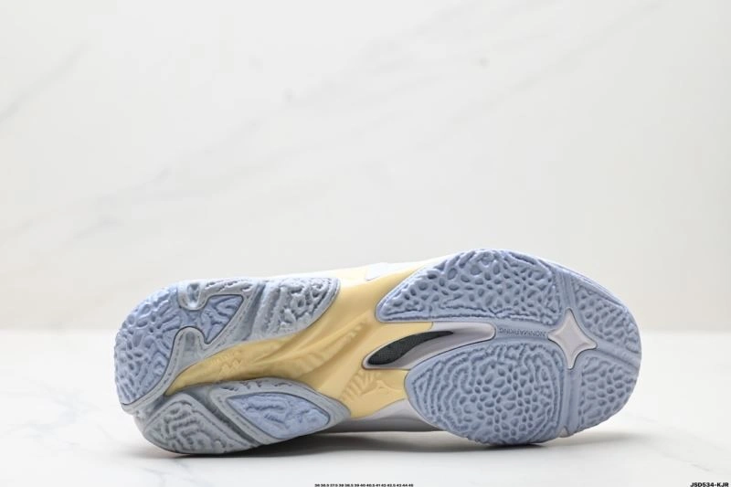 Economical Mizuno Shoes