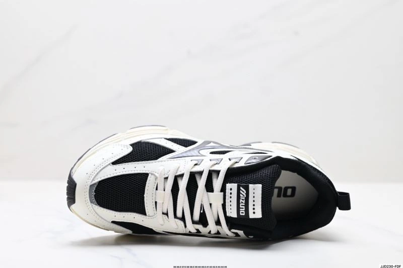 Budget-friendly Mizuno Shoes