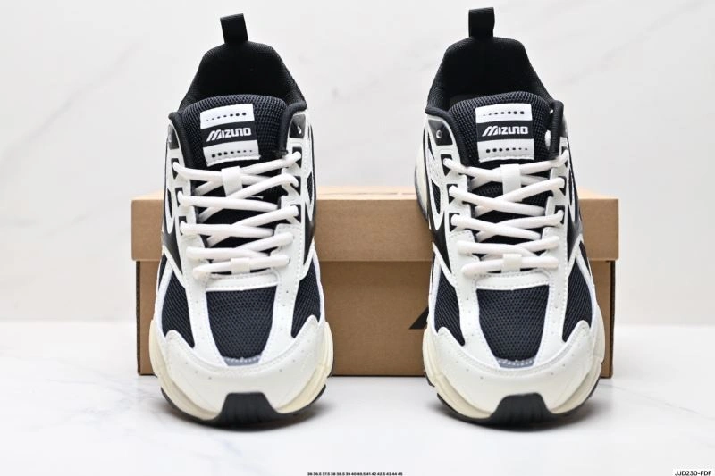 Budget-friendly Mizuno Shoes