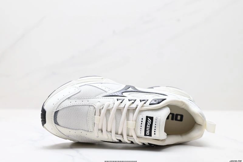 Budget-friendly Mizuno Shoes