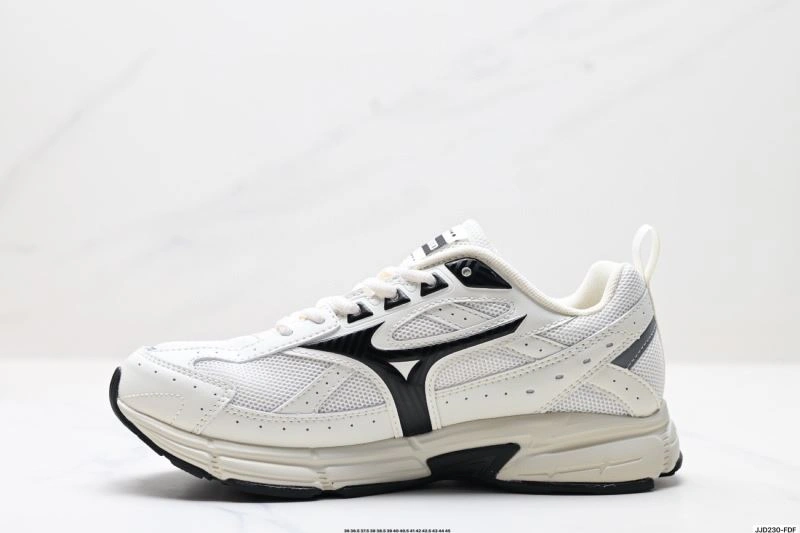 Budget-friendly Mizuno Shoes