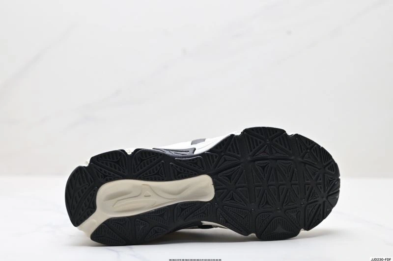 Budget-friendly Mizuno Shoes