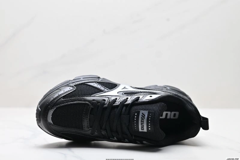 Discounted Mizuno Shoes