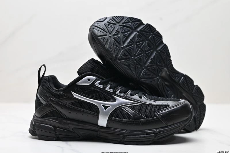 Discounted Mizuno Shoes
