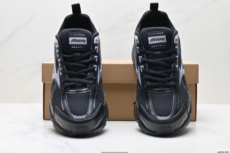 Discounted Mizuno Shoes