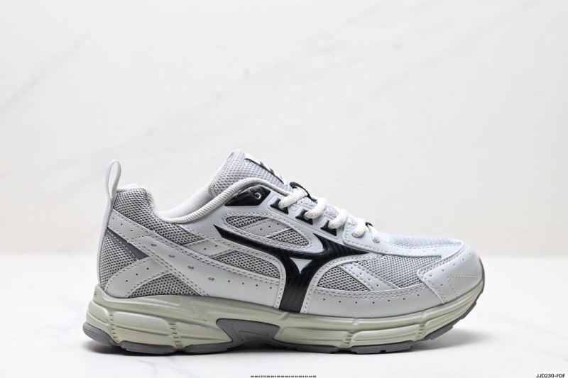 Mizuno Shoes