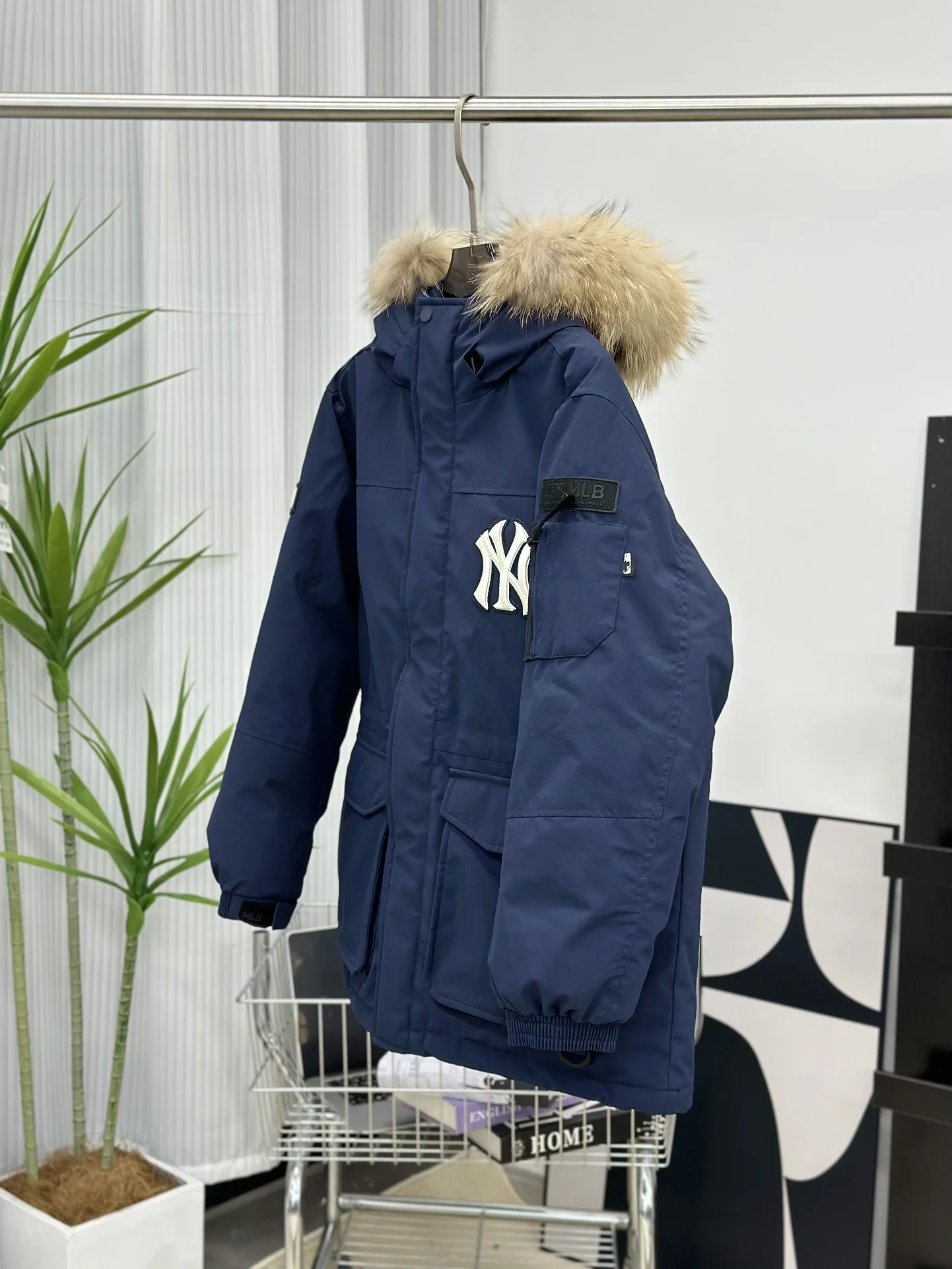 Exact replica Mlb Down Jackets